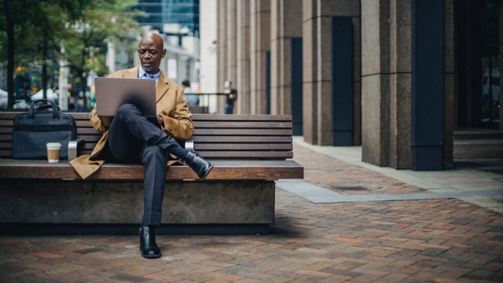 Senior Executive Business Management and Leadership Program - Free ...